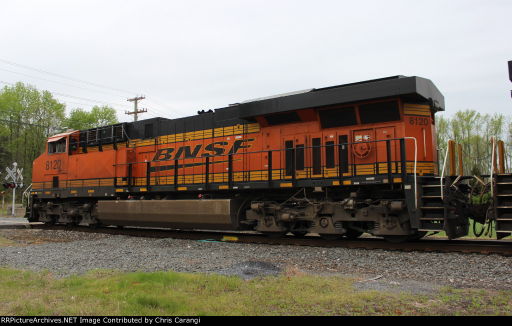 BNSF 8120 on CSAO CA-11